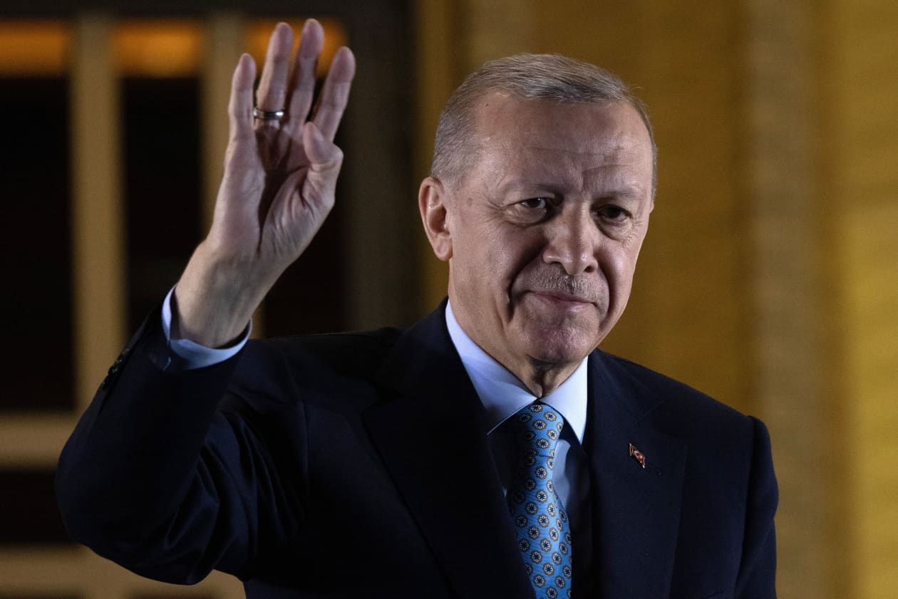 Turkish lira descent has further to run as dollar hits record, Morgan ...