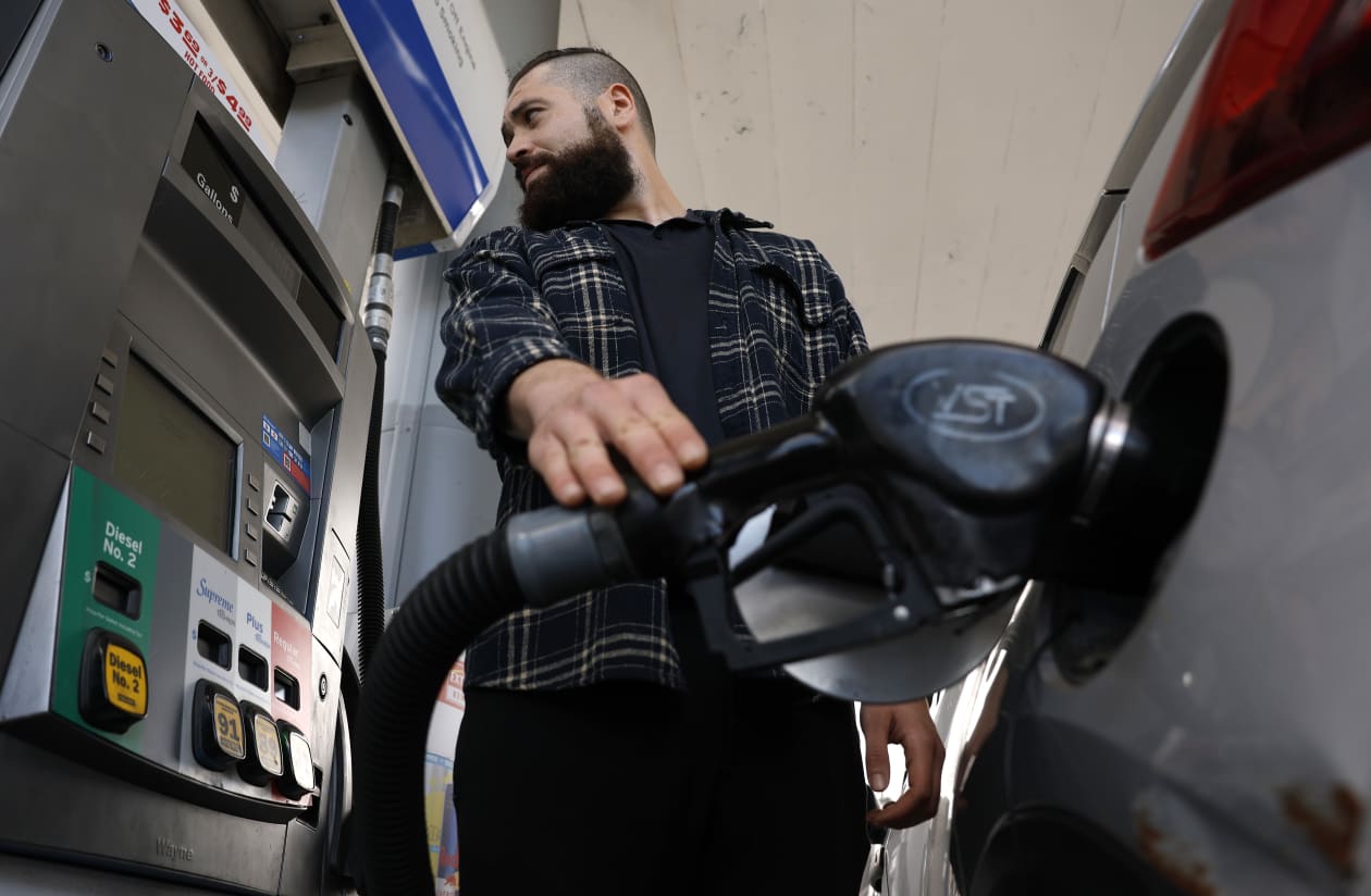 Americans are using buy-now-pay-later for gas and groceries, showing ...
