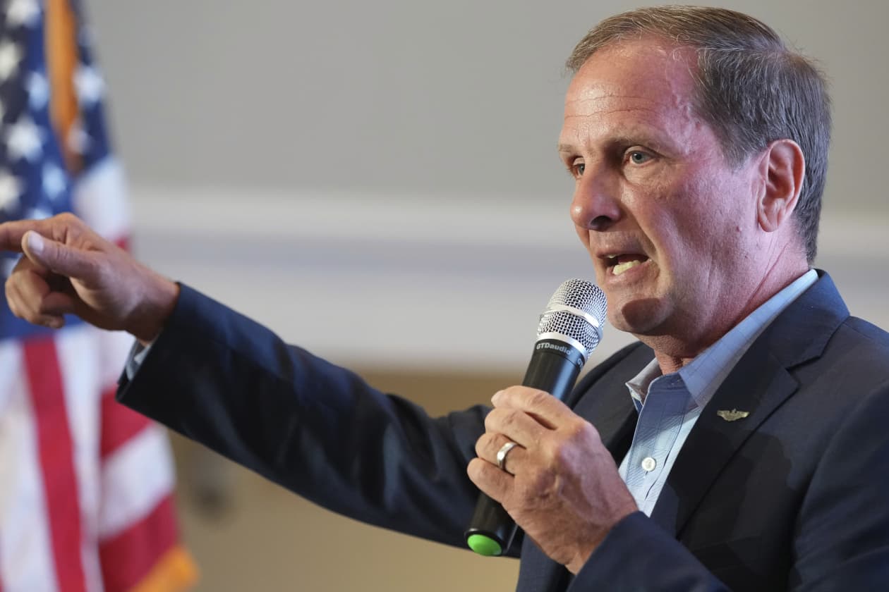 Utah Republican Chris Stewart plans to resign from Congress due to wife ...