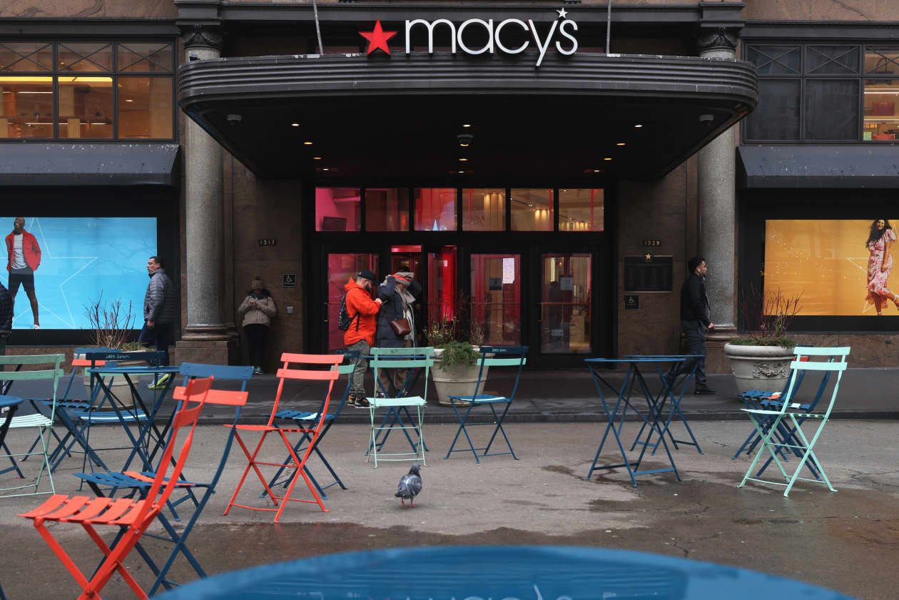 Macy’s sales fall short and company lowers full-year guidance to ...