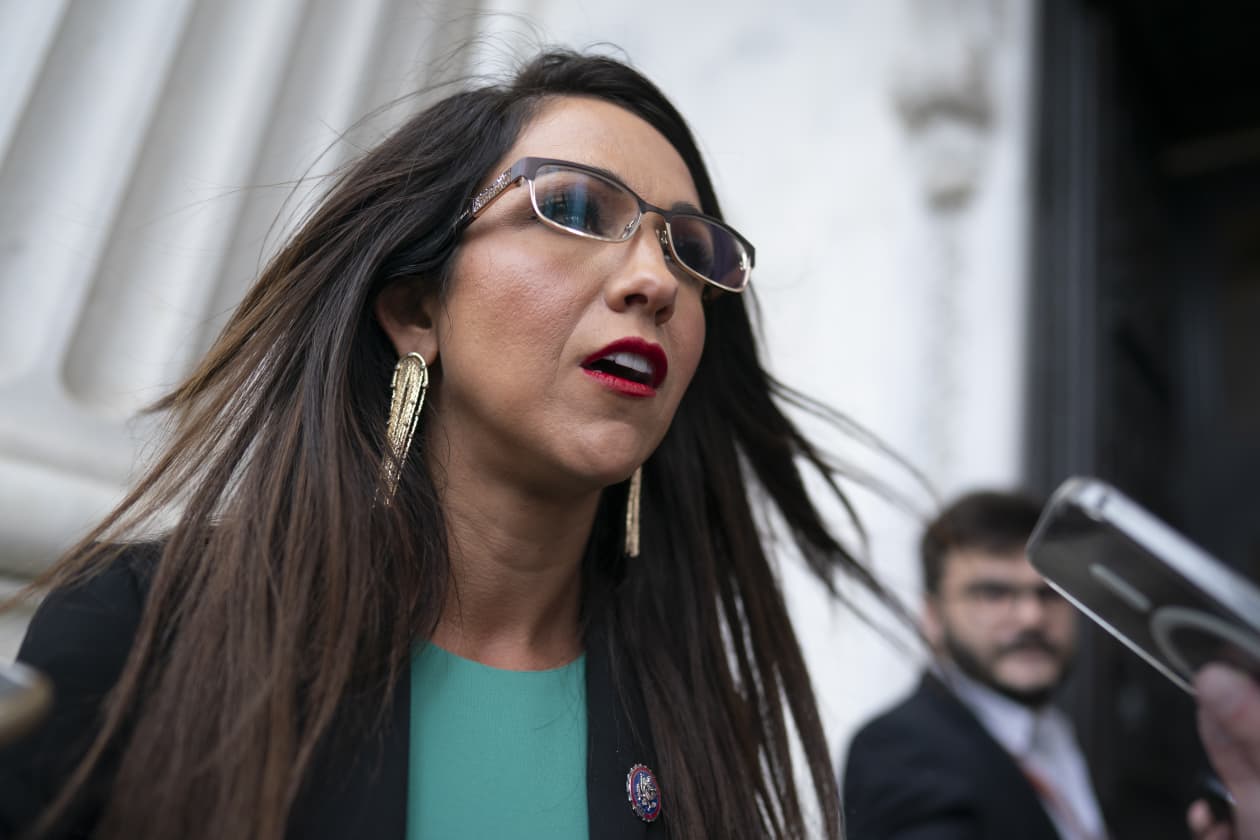 Rep. Lauren Boebert wins GOP House primary in Colorado after switching ...