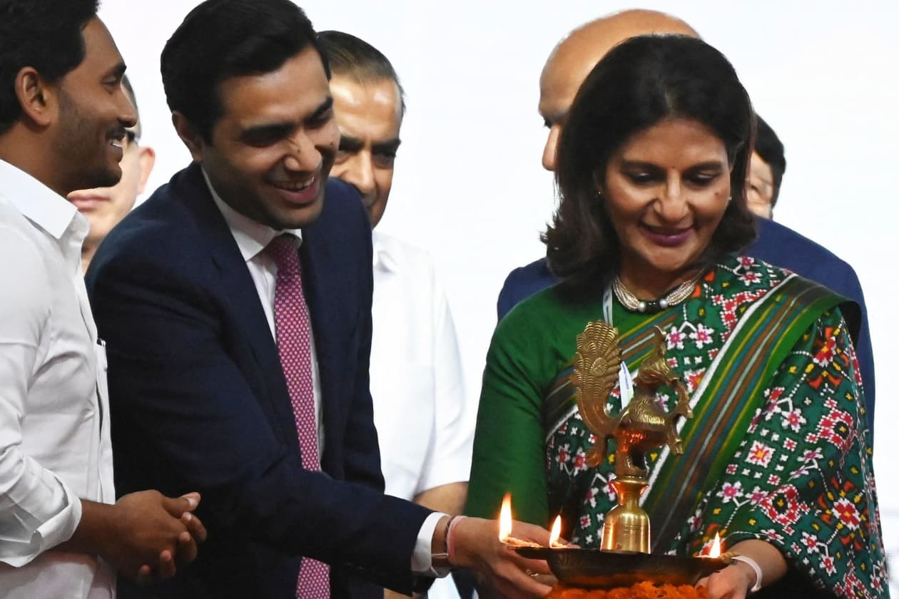 Adani Group shares slump after report of U.S. probe into communications ...