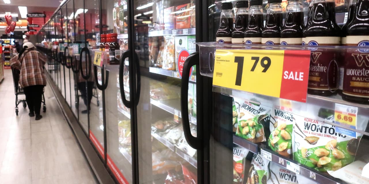 CPI report for June: Key inflation gauge falls for first time since ...