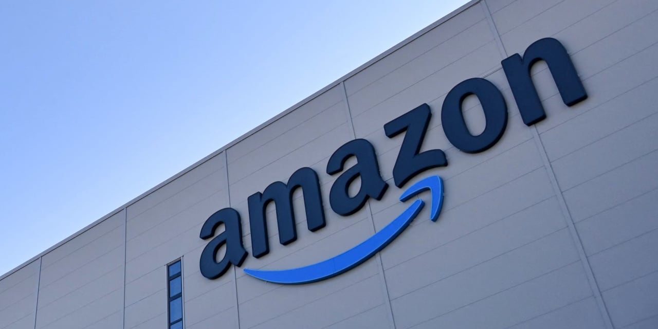 Amazon scores record valuation for the first time since 2021 - MarketWatch