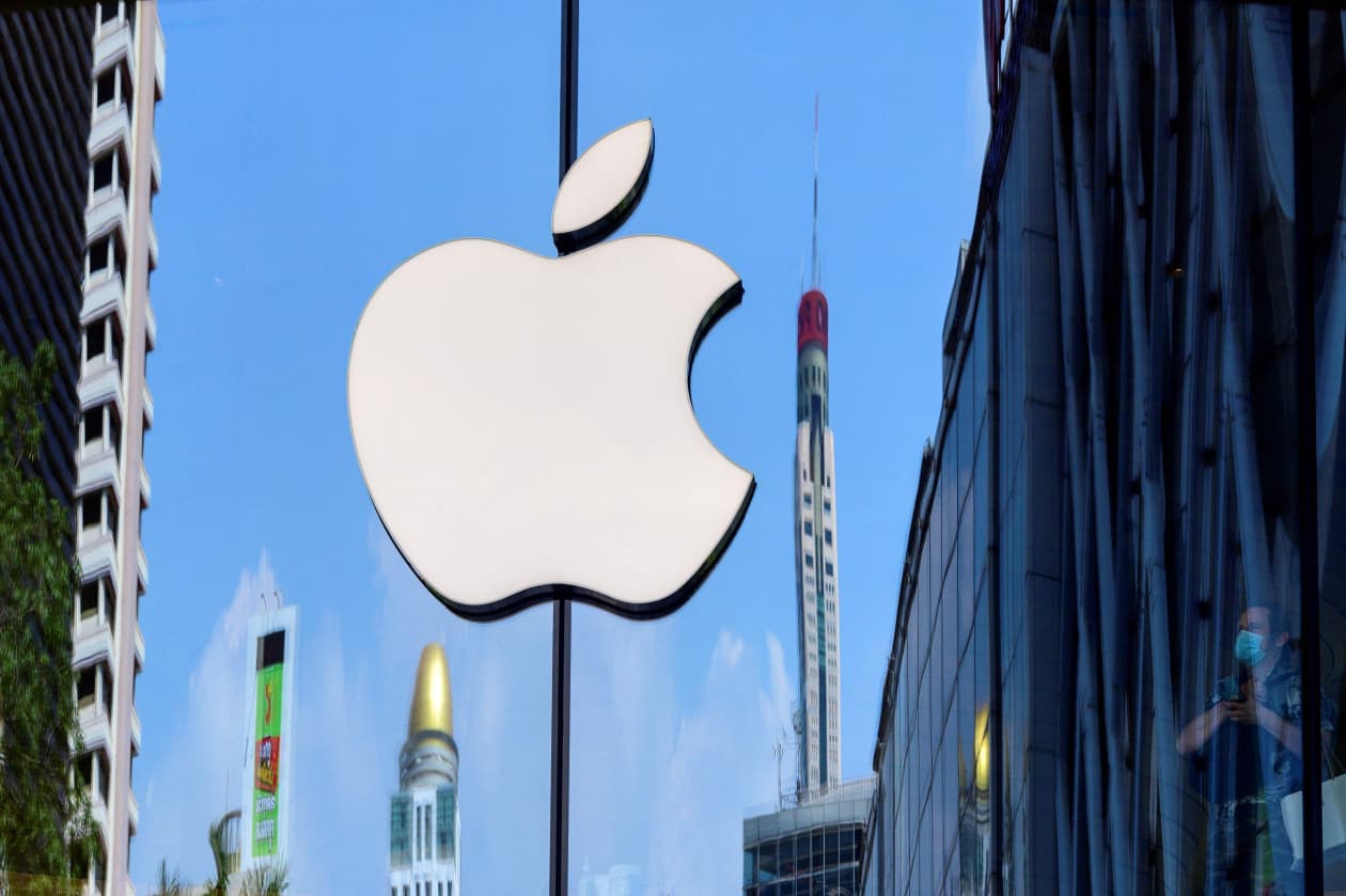 Apple is a $3 trillion company again, for the first time since August ...