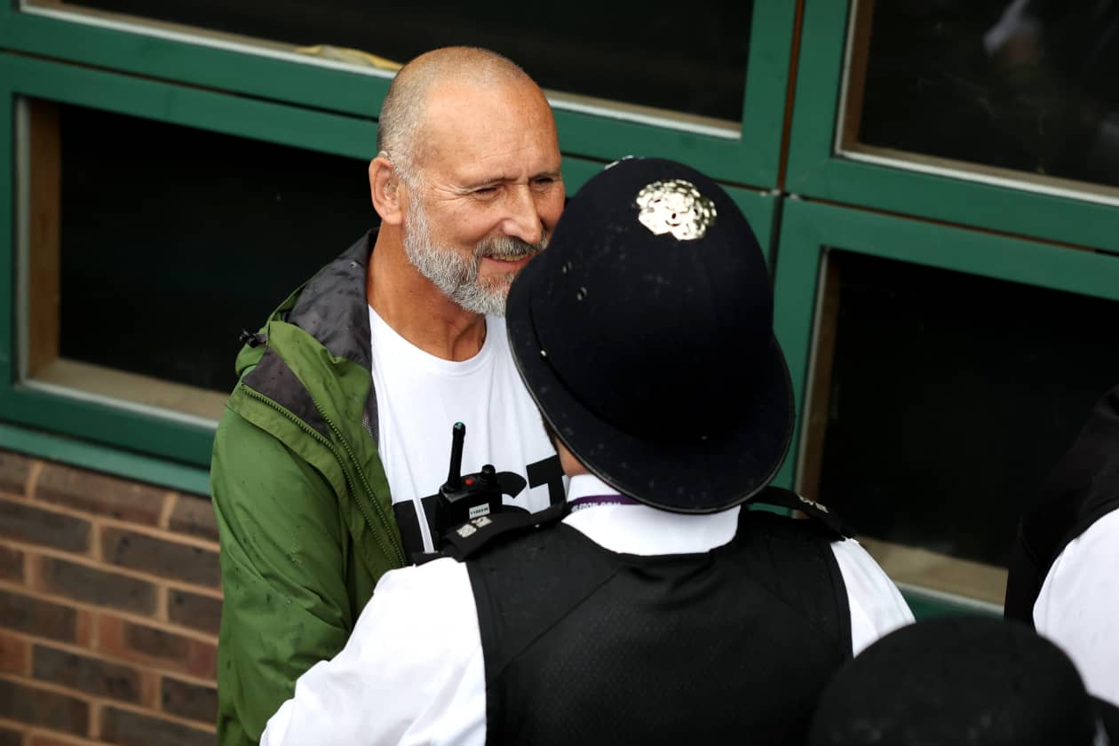 Environmental protesters Just Stop Oil disrupt Wimbledon tennis match ...