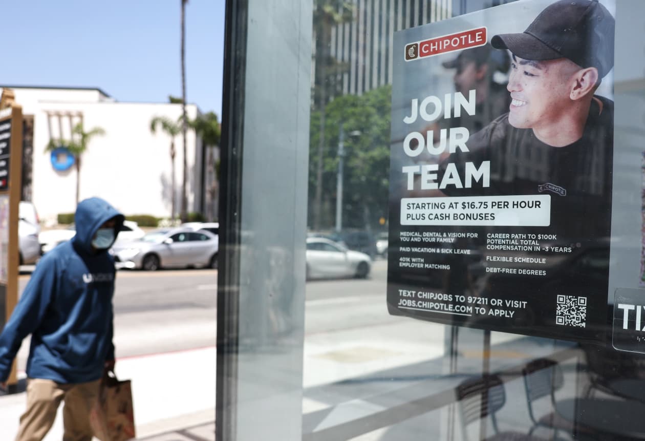 U.S. private sector added ‘whopping’ 497,000 jobs in June, ADP says, in ...