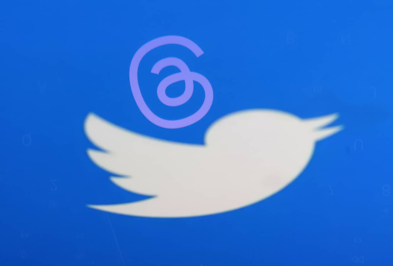 Musk says Twitter is cash-flow negative as advertising falls and ...