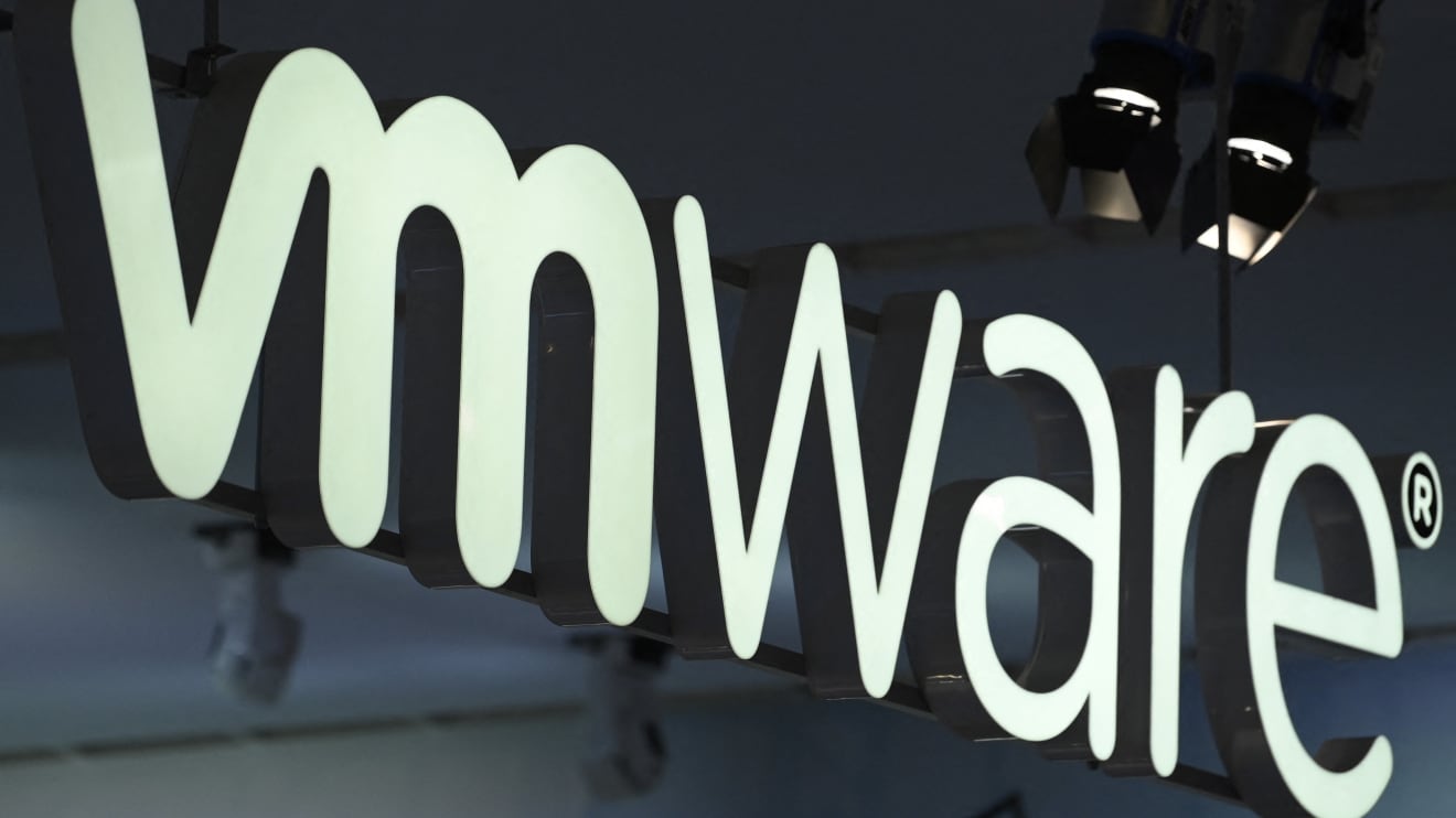 Carvana, AT&T, VMware stocks roar higher, Cinemark shares sag — and ...