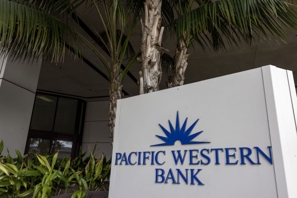 Zions, Western Alliance stocks rise, while East West Bancorp and ...