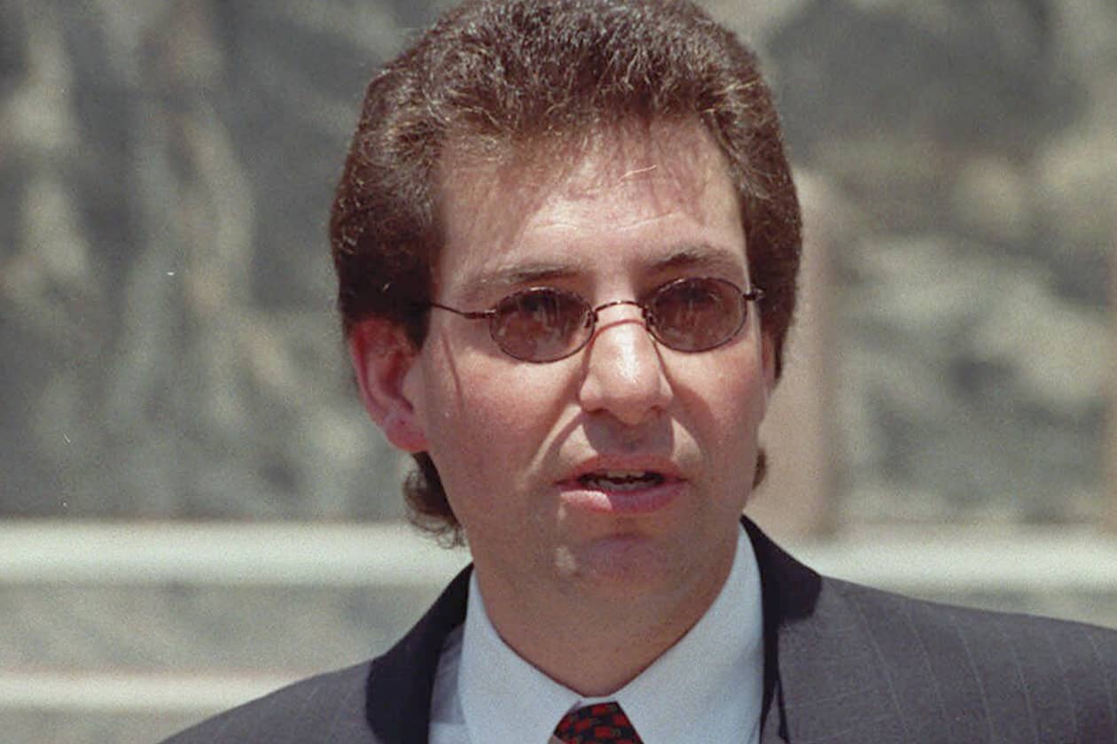 Pioneering hacker Kevin Mitnick, felon turned security guru, dies at 59 ...