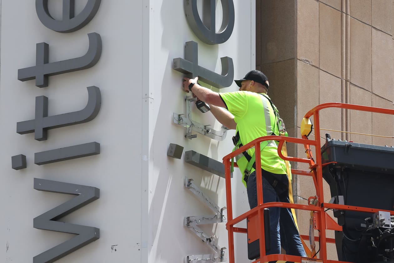 X marks the spot as Elon Musk rebrands Twitter, ditches bird logo ...