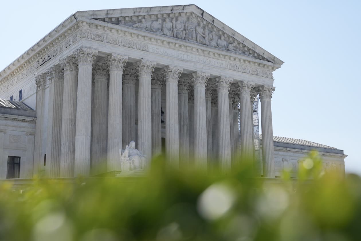 Supreme Court upholds 1994 gun-control law protecting domestic-violence ...