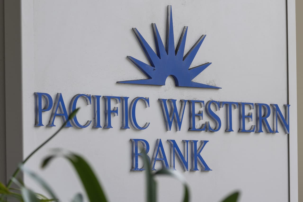 Pacwest Bancorp Logo Pacific Western Bank Pacwest Bancorp Logo Stock