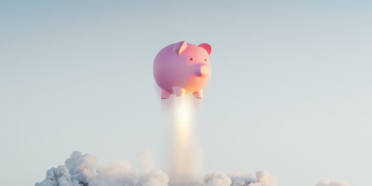 Banc of California is expected to keep leading regional banks higher as ...