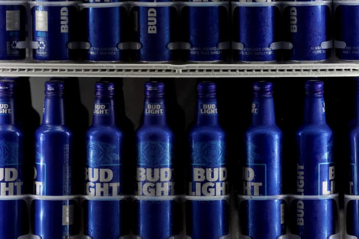 Anheuser Busch InBev to cut jobs after Bud Light boycott - MarketWatch