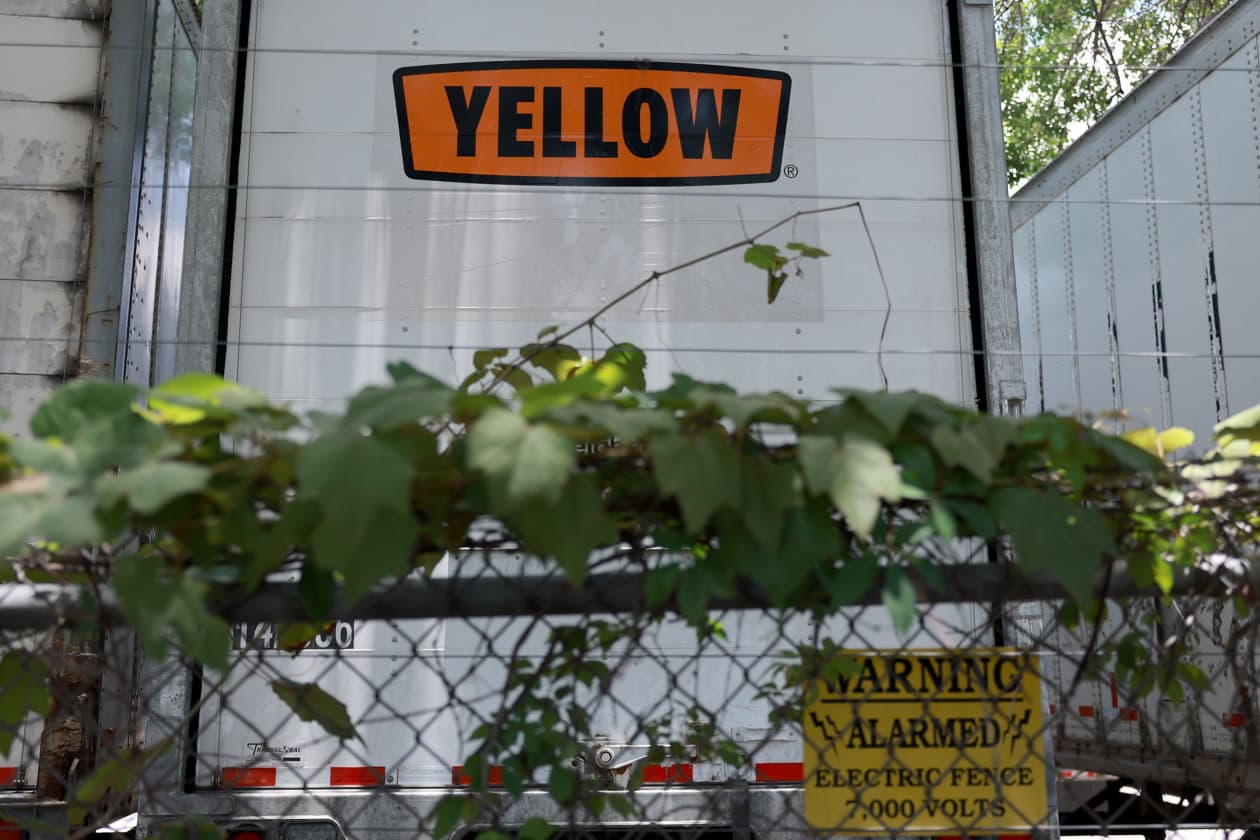 Yellow — one of the U.S.’s largest cargo carriers — reportedly nears ...