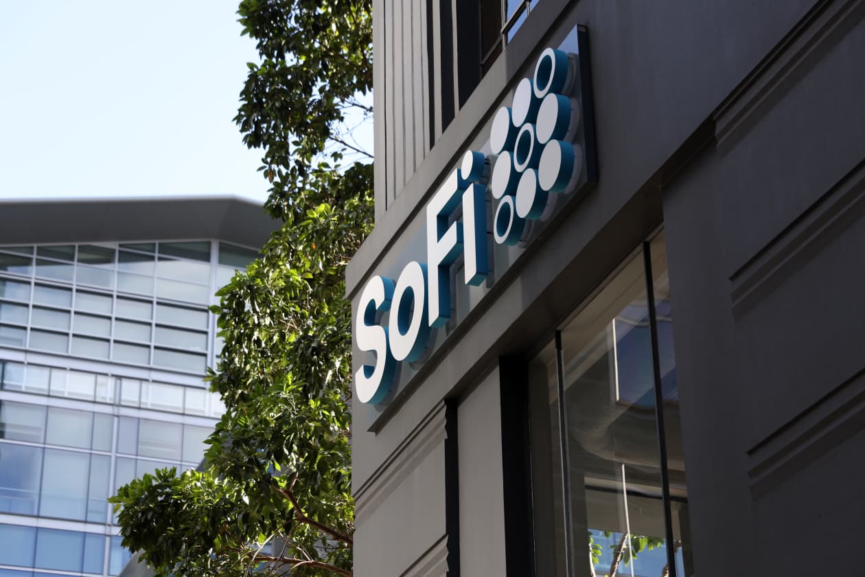 SoFi books upbeat earnings on notable growth in home loans, and its ...