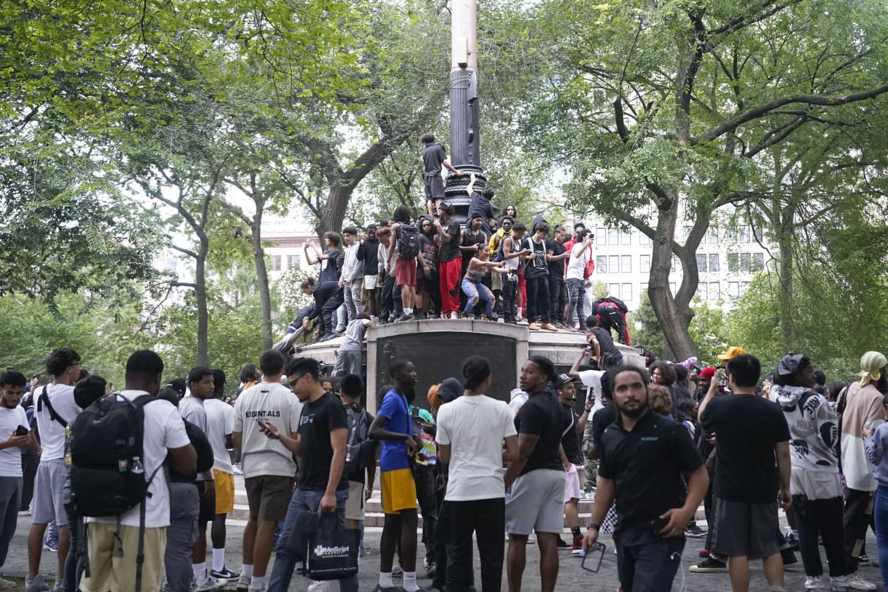 Social media influencer Kai Cenat faces charges of inciting riot after ...