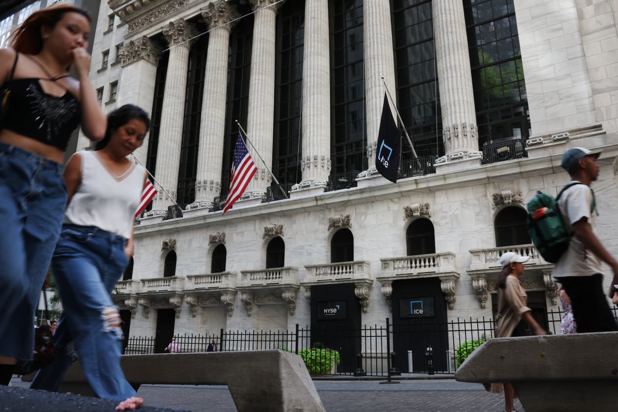 BofA warns of ‘unusual lack of concern’ in stock market amid rising ...