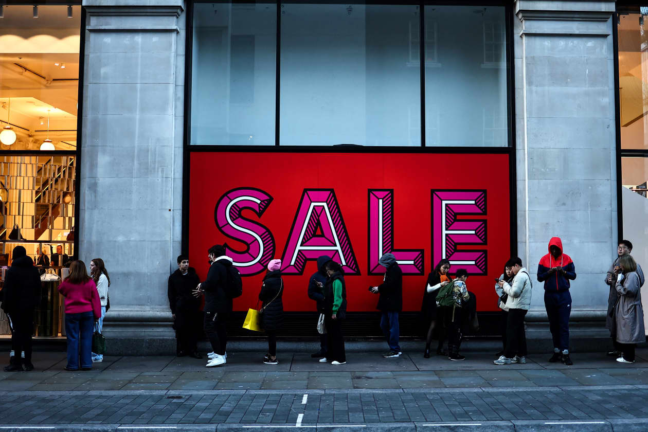 Is America’s $5 trillion in consumer credit ‘not good’ or ‘encouraging ...