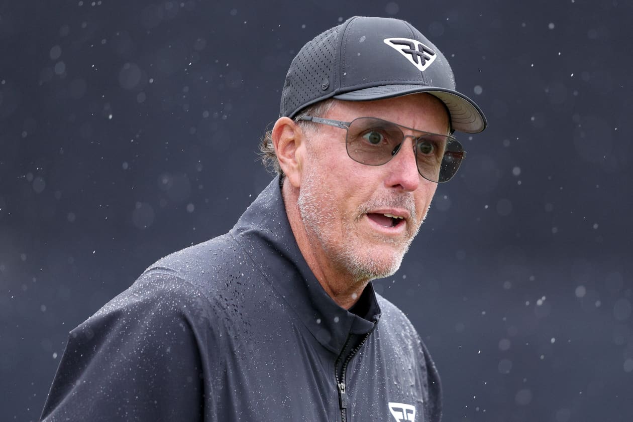 Phil Mickelson allegedly tried to bet $400,000 on a Ryder Cup he was ...