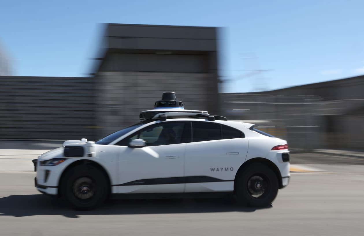 Regulators open floodgates for driverless taxis in San Francisco ...