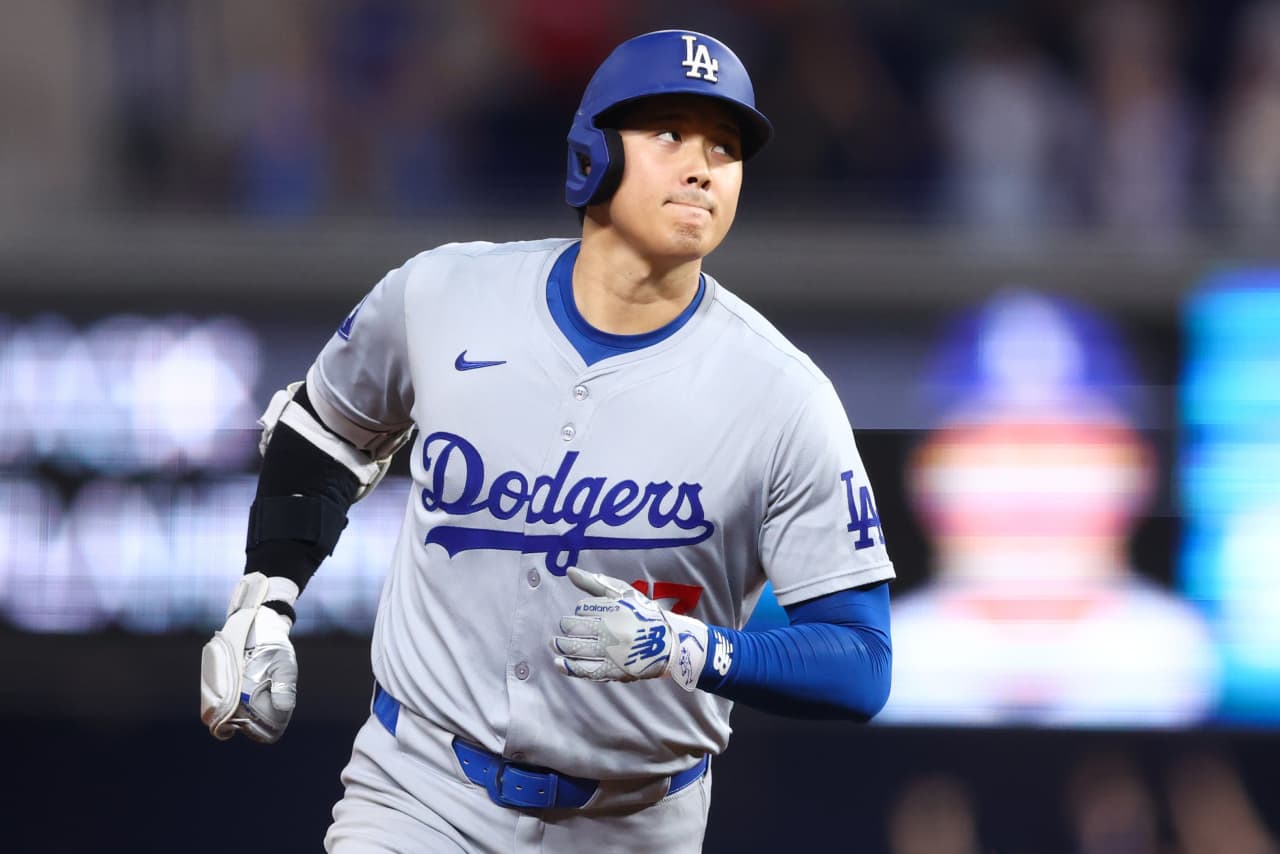 Famous Dodger Quotes Tommy Lasorda Quote: When You Say You're A Padre,