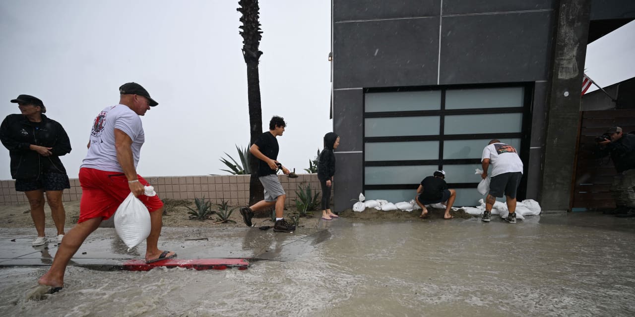 Hurriquake! Moderate earthquake rattles nerves in L.A. as Tropical ...