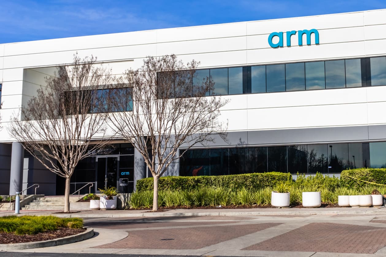 Arm’s stock suffers its worst day on record as AI euphoria cools ...