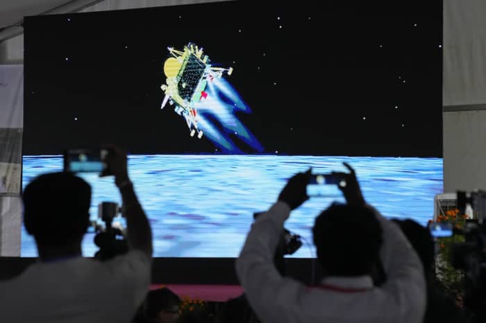India becomes the fourth country to successfully land a spacecraft on ...