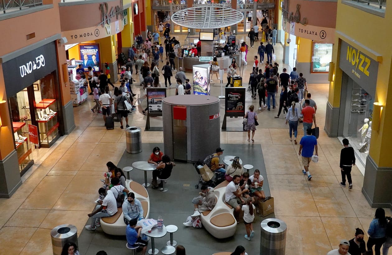 Hot U.S. economy pushes real yields to around 15-year highs after ...