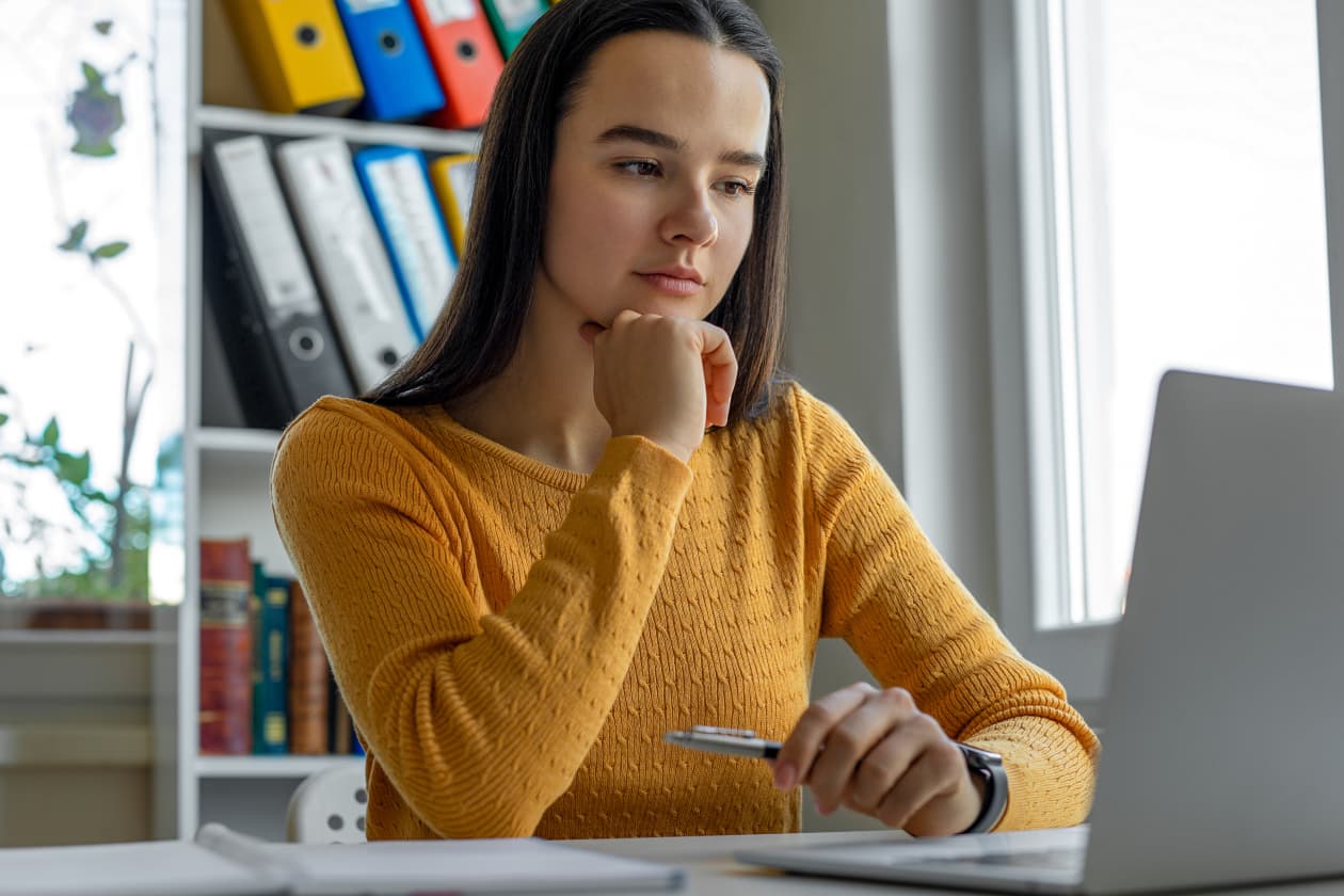 U.S. mortgage demand drops to the lowest level in 27 years, despite ...