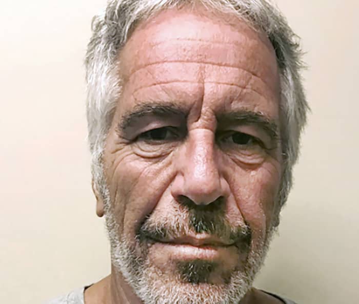 Jeffrey Epstein courted Donald Trump during 2016 election campaign by ...