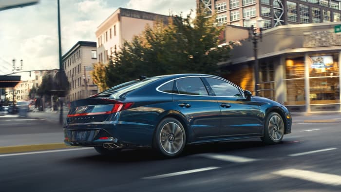 Longest range hybrid car 2020 store