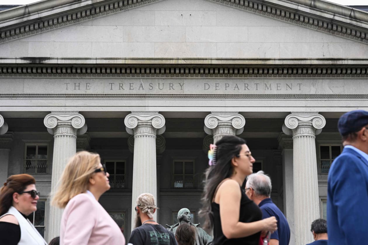 Why Wells Fargo sees potentially ‘good entry points’ in long-term bonds ...