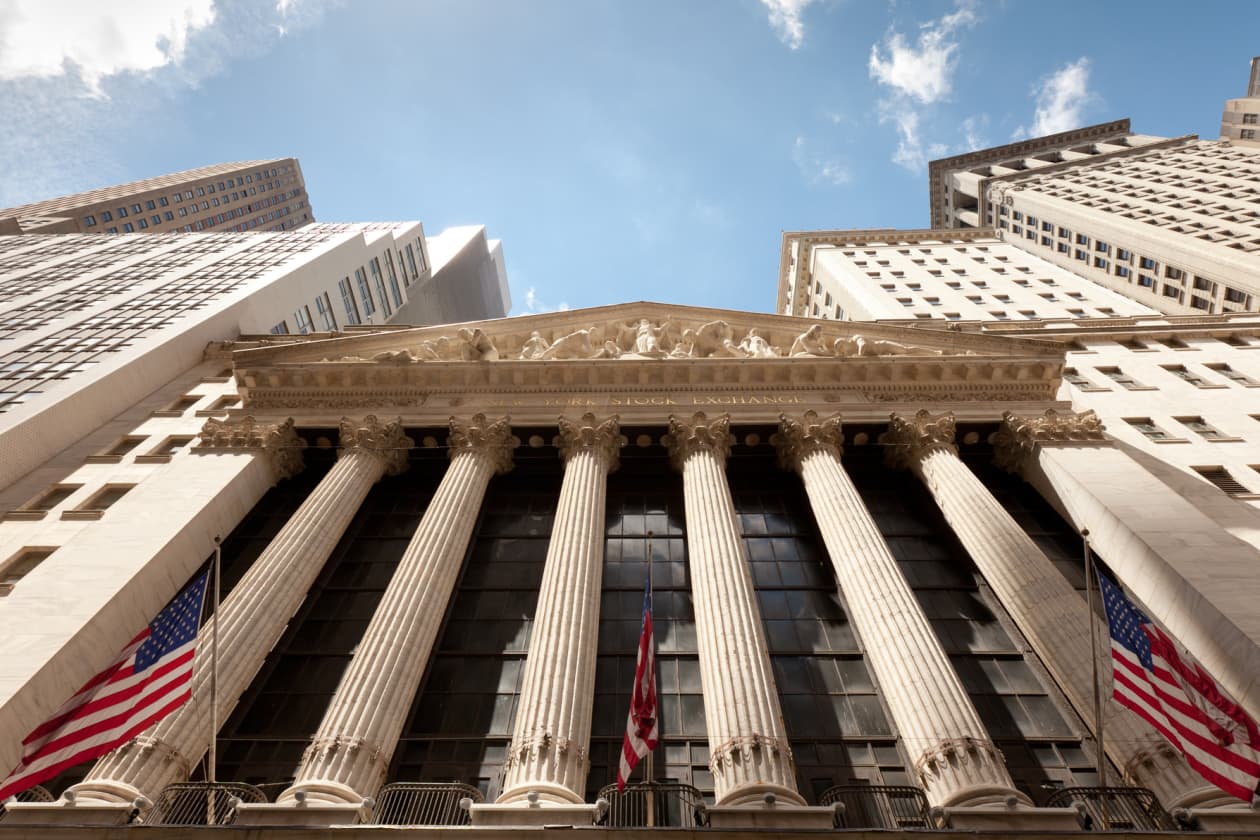 The 60/40 stock-bond portfolio appears to be broken. Here’s how it ...