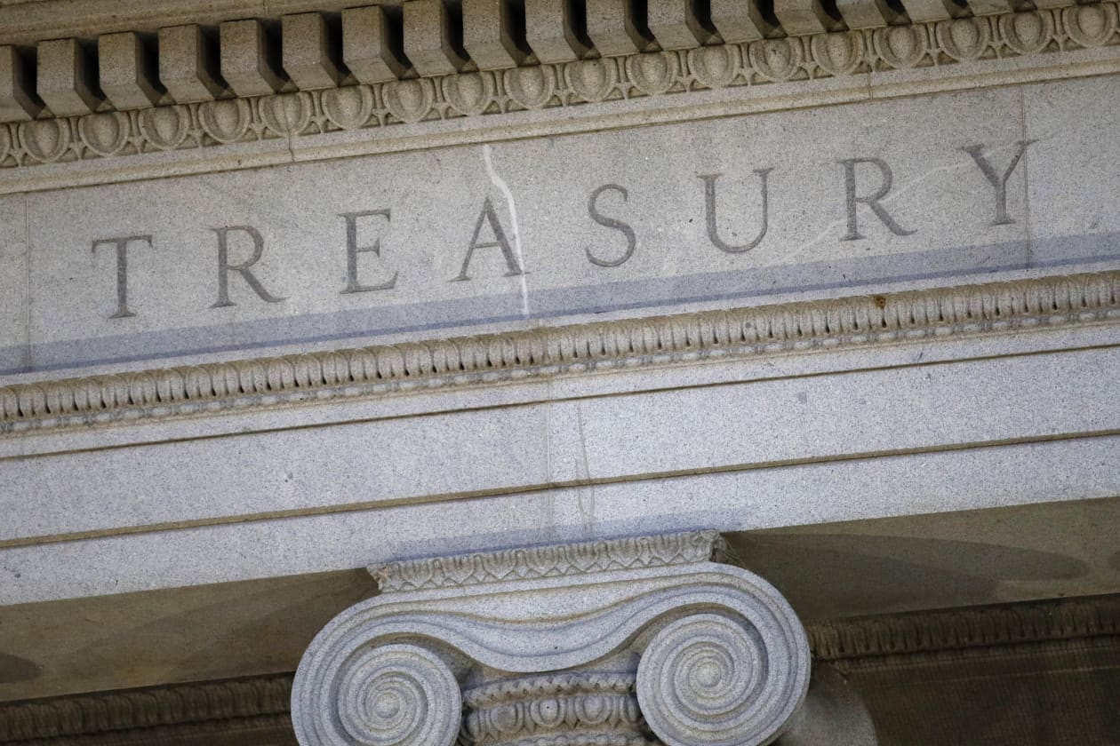 $7.6 trillion of publicly held U.S. government debt matures in next 12 ...