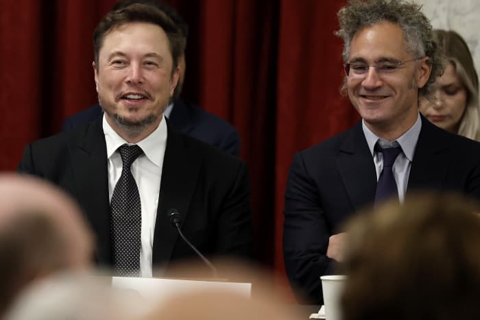 Elon Musk calls for new federal agency to oversee AI at Senate summit ...