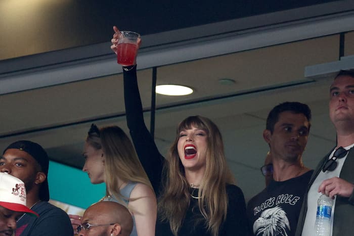 Jets-Chiefs TV ratings soar, thanks to Taylor Swift and 2 million more ...