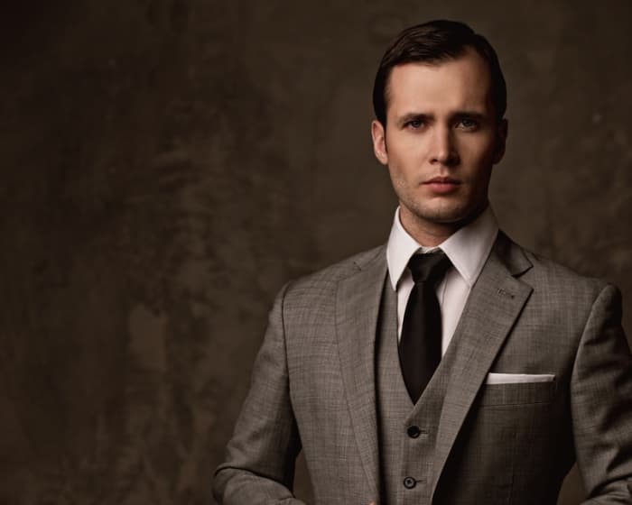 My uncle persuaded my grandmother to cut everyone out of the family ...