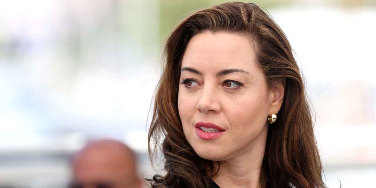 Aubrey Plaza lists L.A. home for $6.5 million and opens up about coping ...