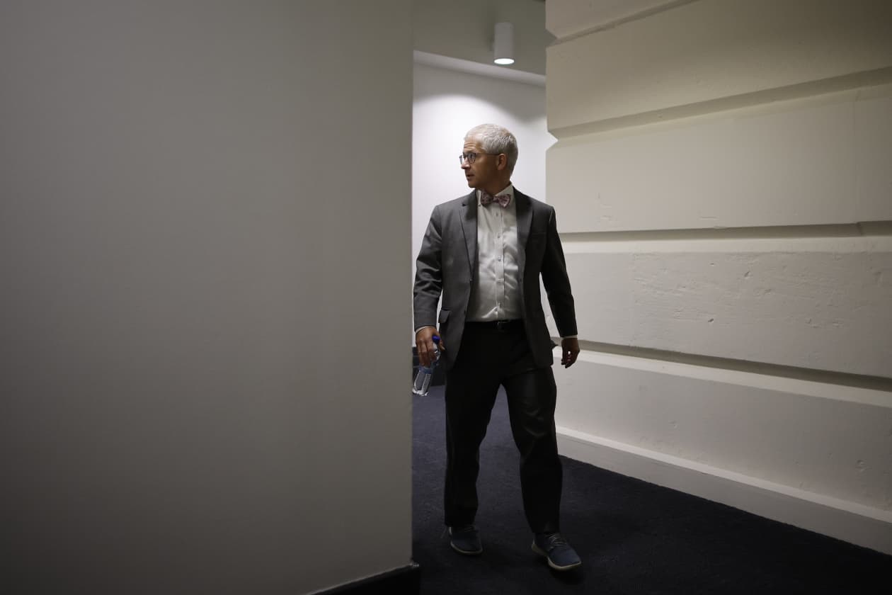 Speaker pro tem McHenry takes swift action to evict Pelosi from ...