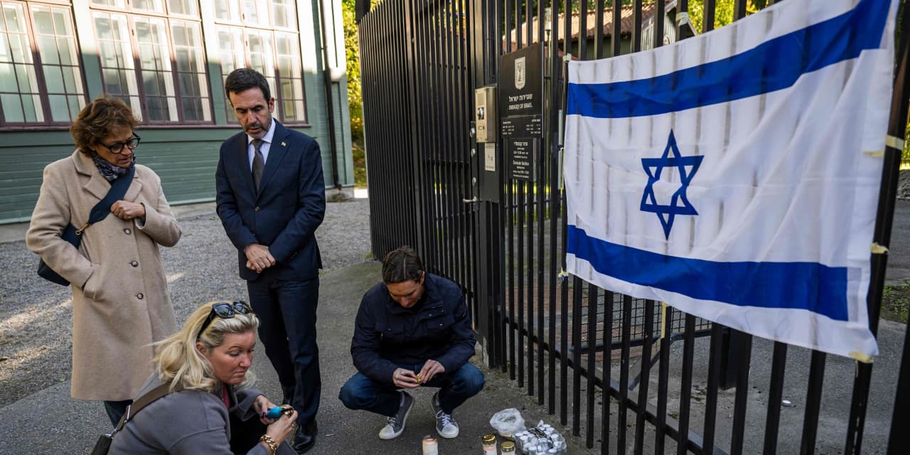 Investment strategist Tom Lee sees Israel attack leading to ‘risk off ...