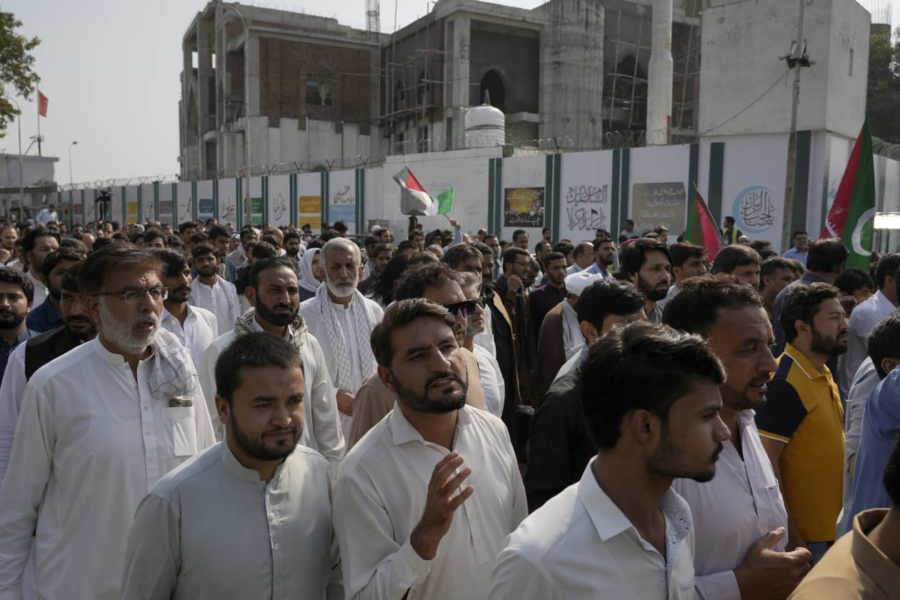 Tens of thousands of Muslims across the Mideast protest Israel’s ...