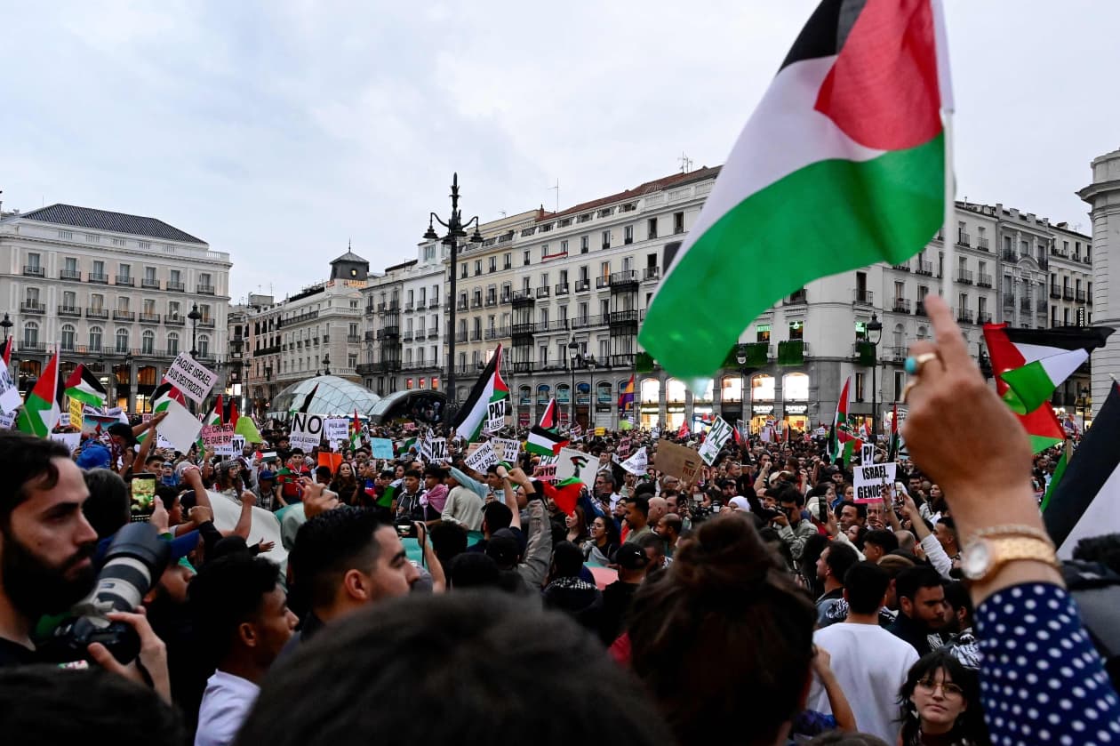 ‘Worldwide Caution’ alert issued for Americans amid Mideast tensions ...
