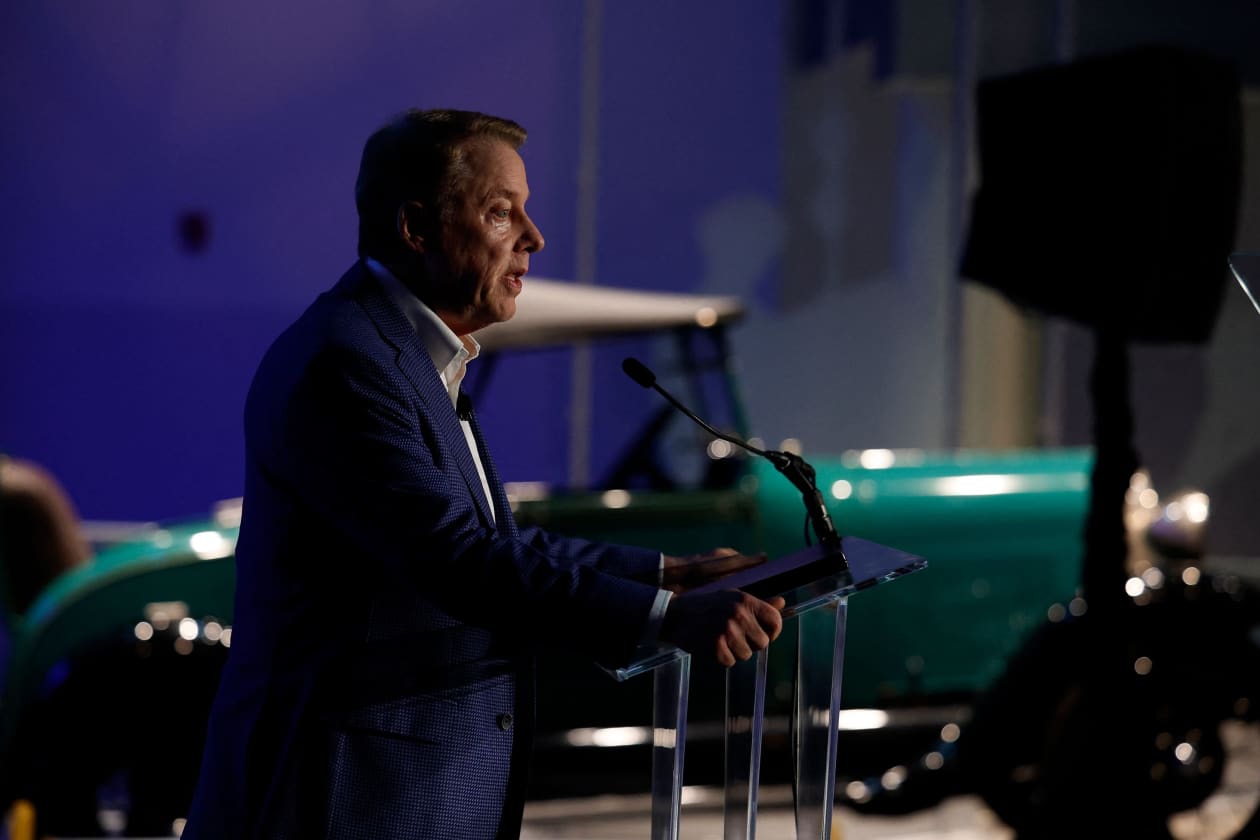 Is Bill Ford right? Tesla’s stock is telling a different story ...