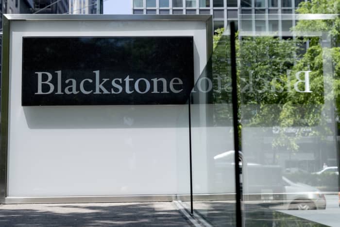 Blackstone surpasses $1 billion mark for evergreen private equity fund ...