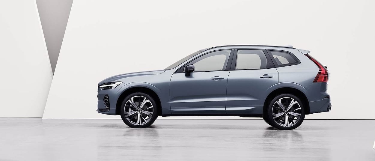 The 2024 Volvo XC60 review: Elegant and modern, smooth as silk on the ...