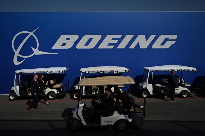 Boeing stock surges after another revenue beat, affirmed FCF outlook ...